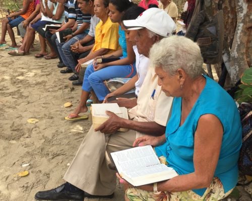 9 Ways You Can Pray for the Venezuelan and Cuban People - TWR Website